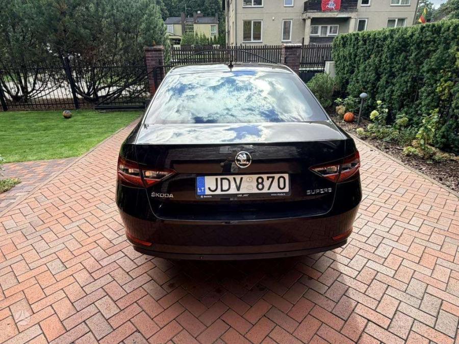 Brown Skoda SuperB 2016 in Vilnius, with an engine capacity of 1.98 L and mileage of 153 thousand km for 12500 €, photo 7 on AUTOMOTO.COM.LV