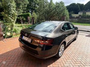 Brown Skoda SuperB 2016 in Vilnius, with an engine capacity of 1.98 L and mileage of 153 thousand km for 12500 €, photo 8 on AUTOMOTO.COM.LV