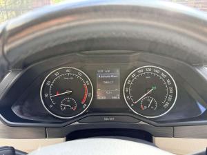 Brown Skoda SuperB 2016 in Vilnius, with an engine capacity of 1.98 L and mileage of 153 thousand km for 12500 €, photo 14 on AUTOMOTO.COM.LV