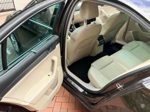 Brown Skoda SuperB 2016 in Vilnius, with an engine capacity of 1.98 L and mileage of 153 thousand km for 12500 €, photo 17 on AUTOMOTO.COM.LV