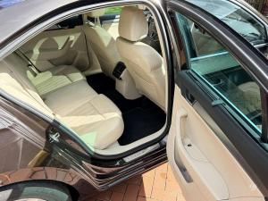 Brown Skoda SuperB 2016 in Vilnius, with an engine capacity of 1.98 L and mileage of 153 thousand km for 12500 €, photo 19 on AUTOMOTO.COM.LV