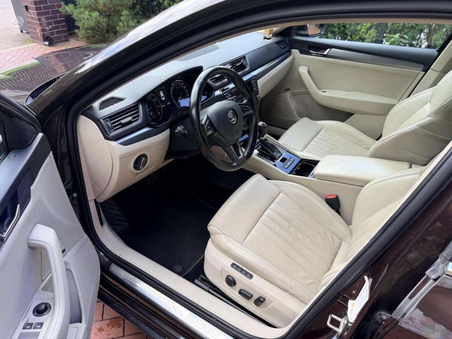 Brown Skoda SuperB 2016 in Vilnius, with an engine capacity of 1.98 L and mileage of 153 thousand km for 12500 €, photo 22 on AUTOMOTO.COM.LV