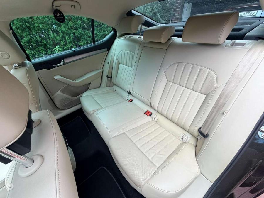Brown Skoda SuperB 2016 in Vilnius, with an engine capacity of 1.98 L and mileage of 153 thousand km for 12500 €, photo 24 on AUTOMOTO.COM.LV