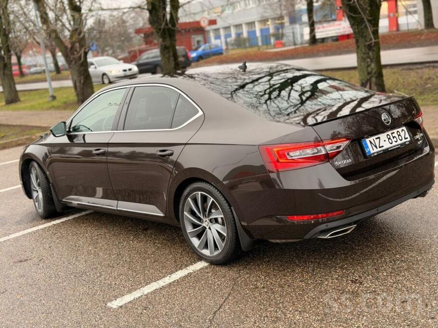 Brown Skoda SuperB 2018 in Riga, with an engine capacity of 2.00 L and mileage of 167 thousand km for 16900 €, photo 3 on AUTOMOTO.COM.LV