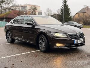 Brown Skoda SuperB 2018 in Riga, with an engine capacity of 2.00 L and mileage of 167 thousand km for 16900 €, photo 4 on AUTOMOTO.COM.LV