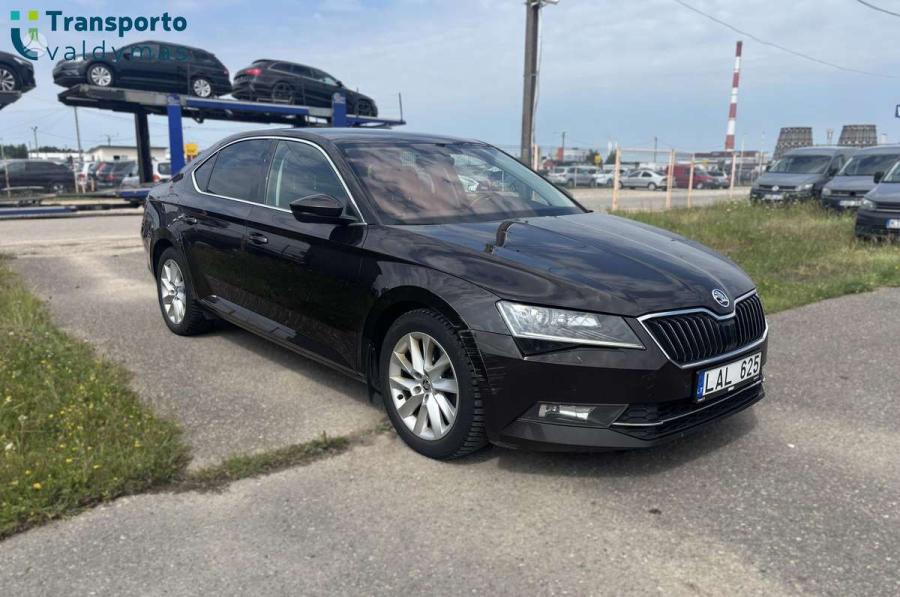 Brūns Skoda SuperB 2019 Viļņa, ar dzinēja tilpumu 1.50 L un nobraukumu 166 tūkst. km par 13500 €, foto 4 vietnē AUTOMOTO.COM.LV