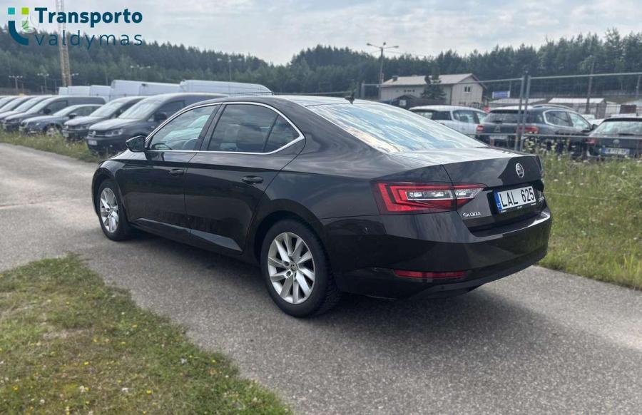 Brūns Skoda SuperB 2019 Viļņa, ar dzinēja tilpumu 1.50 L un nobraukumu 166 tūkst. km par 13500 €, foto 7 vietnē AUTOMOTO.COM.LV