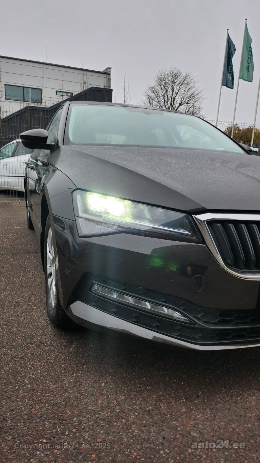 Brown Skoda SuperB 2020 in Tallinn, with an engine capacity of 2.00 L and mileage of 200 thousand km for 17400 €, photo 3 on AUTOMOTO.COM.LV