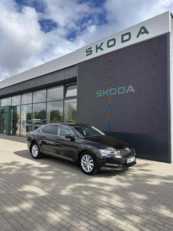 Brown Skoda SuperB 2020 in Klaipeda, with an engine capacity of 1.50 L and mileage of 103 thousand km for 19800 €, photo 2 on AUTOMOTO.COM.LV