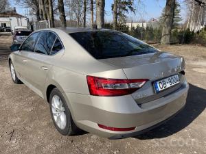 Brown Skoda SuperB 2022 in Riga, with an engine capacity of 1.50 L and mileage of 67 thousand km for 23500 €, photo 4 on AUTOMOTO.COM.LV