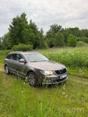 Brūns Skoda SuperB 2010 Rīga, ar dzinēja tilpumu 2.00 L un nobraukumu 366 tūkst. km par 2000 €, foto  vietnē AUTOMOTO.COM.LV