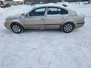 Brown Skoda SuperB 2005 in Siauliai, with an engine capacity of 1.97 L and mileage of 288 thousand km for 750 €, photo 3 on AUTOMOTO.COM.LV