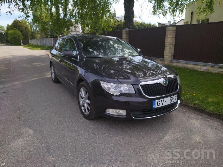 Brown Skoda SuperB 2008 in Riga, with an engine capacity of 1.80 L and mileage of 250 thousand km for 4950 €, photo 2 on AUTOMOTO.COM.LV