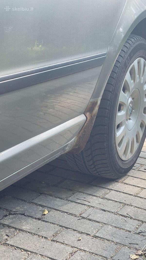Brūns Skoda SuperB 2008 Viļņa, ar dzinēja tilpumu 1.90 L un nobraukumu 225 tūkst. km par 1300 €, foto 9 vietnē AUTOMOTO.COM.LV