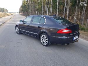 Brown Skoda SuperB 2009 in Vilnius, with an engine capacity of 1.80 L and mileage of 299 thousand km for 2150 €, photo 7 on AUTOMOTO.COM.LV