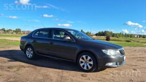 Brown Skoda SuperB 2009 in Daugavpils, with an engine capacity of 2.00 L and mileage of 384 thousand km for 3200 €, photo 4 on AUTOMOTO.COM.LV