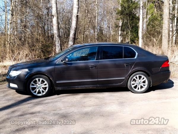 Brūns Skoda SuperB 2010 Narva, ar dzinēja tilpumu 2.00 L un nobraukumu 285 tūkst. km par 4200 €, foto 3 vietnē AUTOMOTO.COM.LV