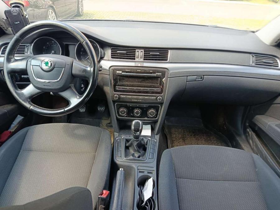 Brūns Skoda SuperB 2011 Viļņa, ar dzinēja tilpumu 1.80 L un nobraukumu 164 tūkst. km par 1500 €, foto 12 vietnē AUTOMOTO.COM.LV