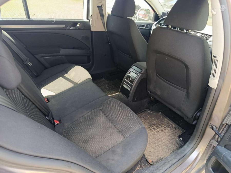 Brūns Skoda SuperB 2011 Viļņa, ar dzinēja tilpumu 1.80 L un nobraukumu 164 tūkst. km par 1500 €, foto 13 vietnē AUTOMOTO.COM.LV