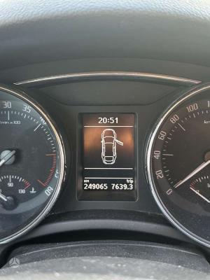 Brūns Skoda SuperB 2012 Klaipėda, ar dzinēja tilpumu 1.97 L un nobraukumu 249 tūkst. km par 4200 €, foto 15 vietnē AUTOMOTO.COM.LV