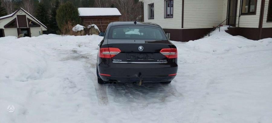 Brown Skoda SuperB 2013 in Trakai, with an engine capacity of 2.00 L and mileage of 200 thousand km for 4850 €, photo 5 on AUTOMOTO.COM.LV