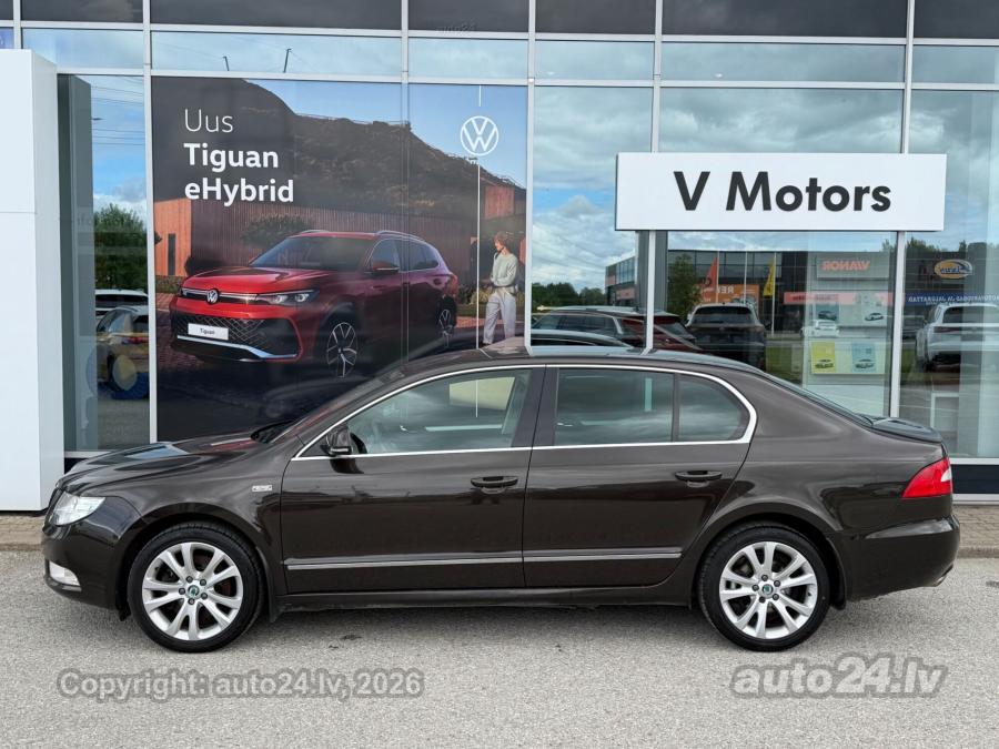 Brown Skoda SuperB 2013 in Viljandi, with an engine capacity of 1.80 L and mileage of 136 thousand km for 7290 €, photo 3 on AUTOMOTO.COM.LV