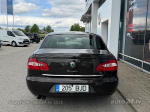 Brown Skoda SuperB 2013 in Viljandi, with an engine capacity of 1.80 L and mileage of 136 thousand km for 7290 €, photo 5 on AUTOMOTO.COM.LV