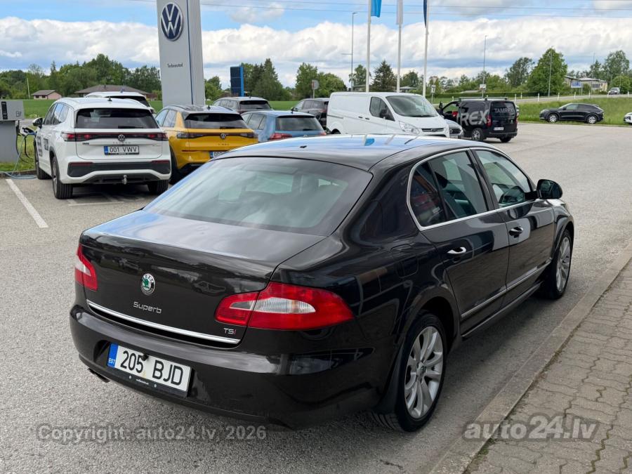 Brown Skoda SuperB 2013 in Viljandi, with an engine capacity of 1.80 L and mileage of 136 thousand km for 7290 €, photo 6 on AUTOMOTO.COM.LV