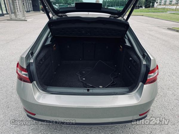 Brown Skoda SuperB 2015 in Tallinn, with an engine capacity of 2.00 L and mileage of 340 thousand km for 7890 €, photo 10 on AUTOMOTO.COM.LV
