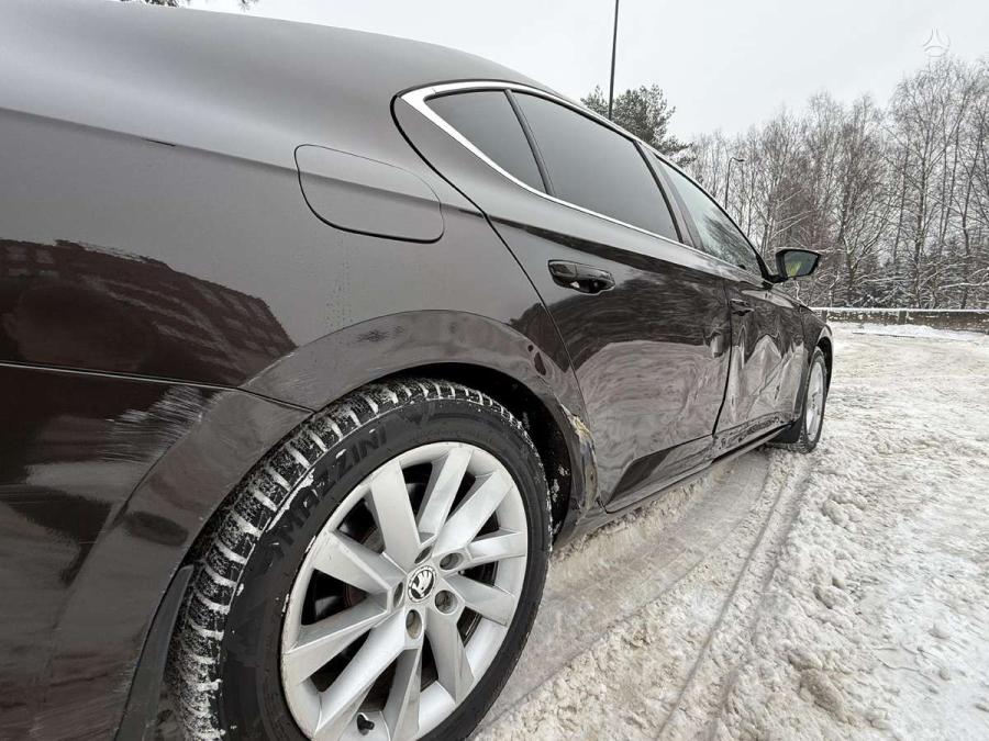 Brūns Skoda SuperB 2016 Viļņa, ar dzinēja tilpumu 1.99 L un nobraukumu 204 tūkst. km par 8800 €, foto 10 vietnē AUTOMOTO.COM.LV