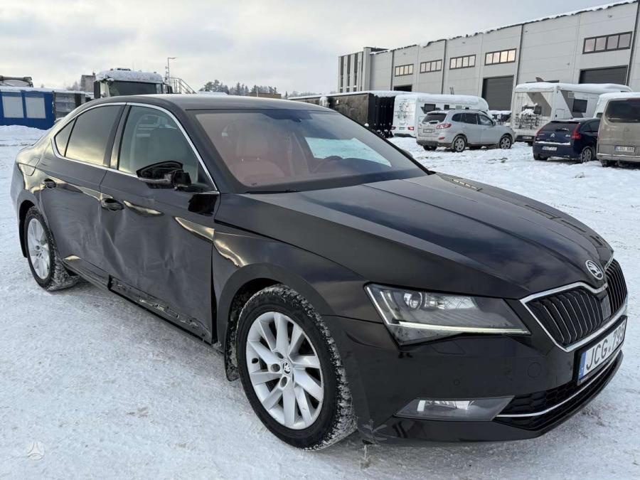 Brown Skoda SuperB 2016 in Vilnius, with an engine capacity of 2.00 L and mileage of 204 thousand km for 8700 €, photo 7 on AUTOMOTO.COM.LV