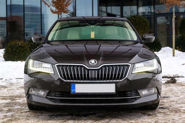 Brown Skoda SuperB 2016 in Vilnius, with an engine capacity of 2.00 L and mileage of 189 thousand km for 18000 €, photo 2 on AUTOMOTO.COM.LV