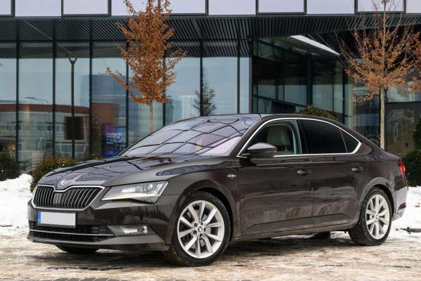 Brown Skoda SuperB 2016 in Vilnius, with an engine capacity of 2.00 L and mileage of 189 thousand km for 18000 €, photo 4 on AUTOMOTO.COM.LV