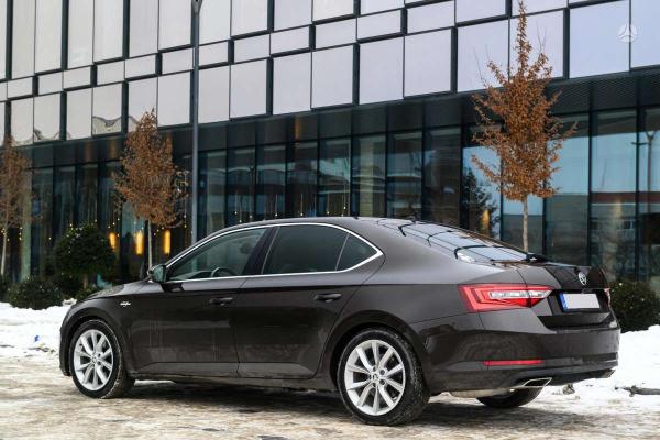 Brown Skoda SuperB 2016 in Vilnius, with an engine capacity of 2.00 L and mileage of 189 thousand km for 18000 €, photo 9 on AUTOMOTO.COM.LV