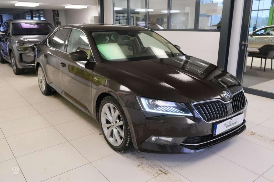 Brown Skoda SuperB 2016 in Vilnius, with an engine capacity of 2.00 L and mileage of 189 thousand km for 17600 €, photo 3 on AUTOMOTO.COM.LV