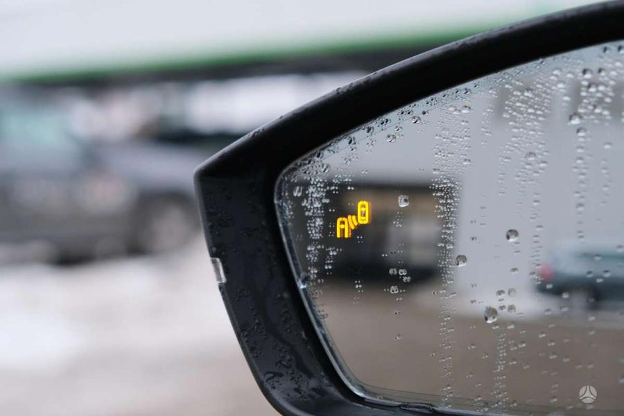 Brown Skoda SuperB 2016 in Vilnius, with an engine capacity of 2.00 L and mileage of 189 thousand km for 17600 €, photo 18 on AUTOMOTO.COM.LV