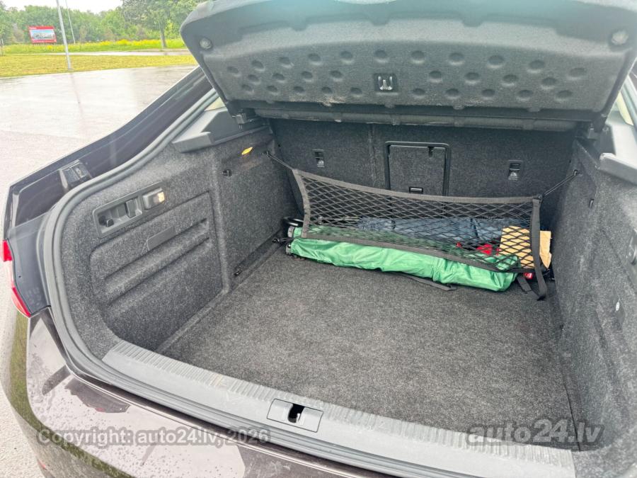Brūns Skoda SuperB 2016 Tallina, ar dzinēja tilpumu 2.00 L un nobraukumu 160 tūkst. km par 16000 €, foto 9 vietnē AUTOMOTO.COM.LV