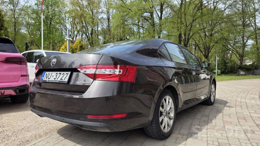 Brown Skoda SuperB 2016 in Riga, with an engine capacity of 1.60 L and mileage of 316 thousand km for 7900 €, photo 1 on AUTOMOTO.COM.LV