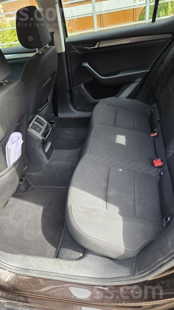 Brūns Skoda SuperB 2016 Rīga, ar dzinēja tilpumu 1.60 L un nobraukumu 316 tūkst. km par 7900 €, foto 8 vietnē AUTOMOTO.COM.LV