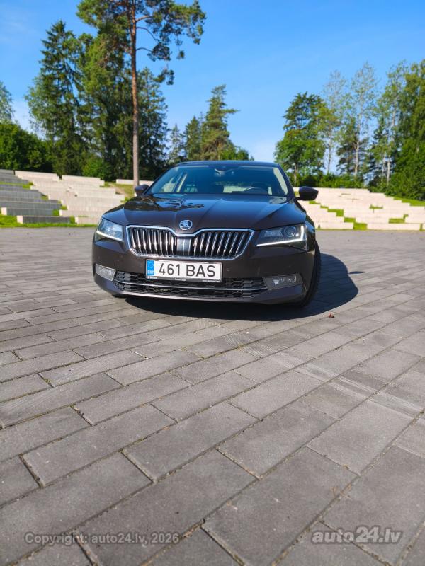 Brūns Skoda SuperB 2016 Rapla, ar dzinēja tilpumu 2.00 L un nobraukumu 258 tūkst. km par 12999 €, foto 2 vietnē AUTOMOTO.COM.LV