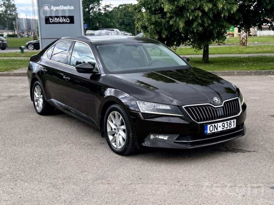 Brown Skoda SuperB 2016 in Riga, with an engine capacity of 2.00 L and mileage of 346 thousand km for 8700 €, photo 4 on AUTOMOTO.COM.LV