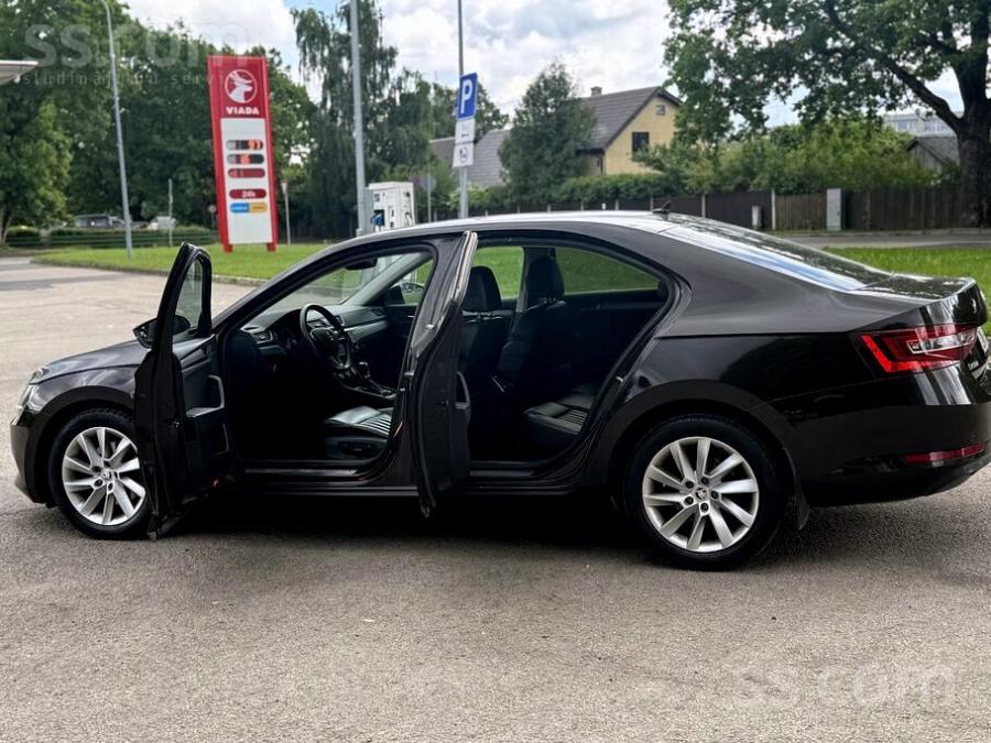 Brown Skoda SuperB 2016 in Riga, with an engine capacity of 2.00 L and mileage of 346 thousand km for 8700 €, photo 6 on AUTOMOTO.COM.LV