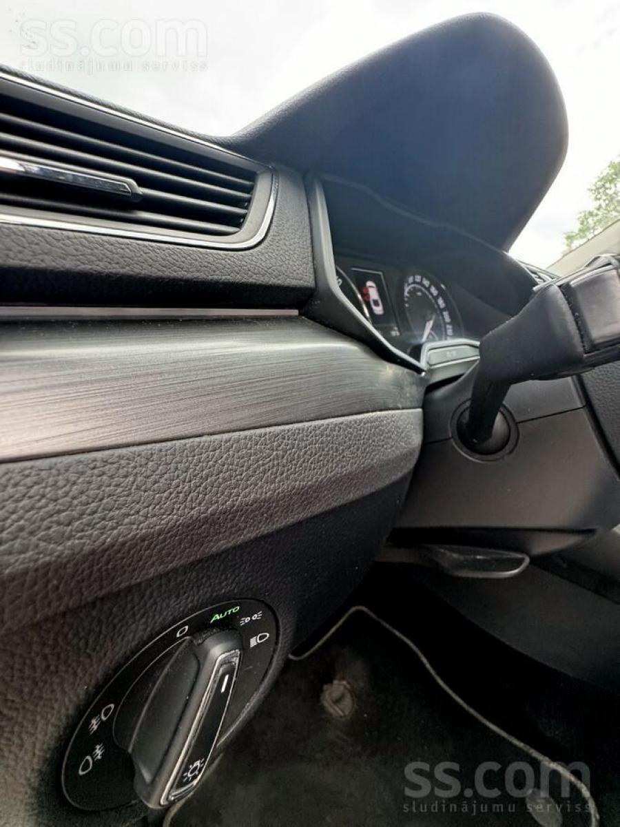 Brown Skoda SuperB 2016 in Riga, with an engine capacity of 2.00 L and mileage of 346 thousand km for 8700 €, photo 12 on AUTOMOTO.COM.LV
