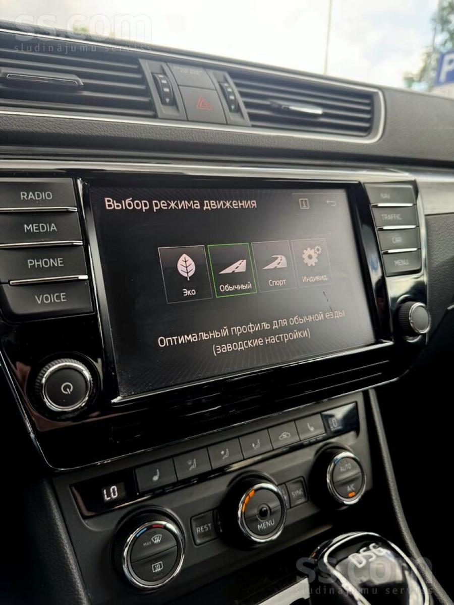 Brown Skoda SuperB 2016 in Riga, with an engine capacity of 2.00 L and mileage of 346 thousand km for 8700 €, photo 19 on AUTOMOTO.COM.LV