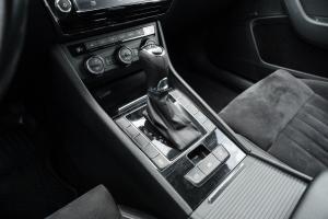 Brown Skoda SuperB 2016 in Riga, with an engine capacity of 2.00 L and mileage of 182 thousand km for 12500 €, photo 17 on AUTOMOTO.COM.LV