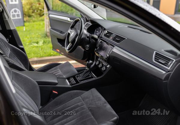 Brūns Skoda SuperB 2016 Tallina, ar dzinēja tilpumu 1.80 L un nobraukumu 130 tūkst. km par 12990 €, foto 9 vietnē AUTOMOTO.COM.LV