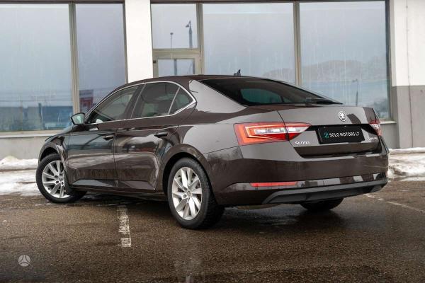 Brown Skoda SuperB 2017 in Vilnius, with an engine capacity of 1.97 L and mileage of 116 thousand km for 15950 €, photo 3 on AUTOMOTO.COM.LV