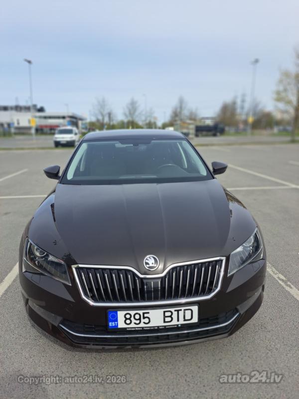 Brūns Skoda SuperB 2017 Tallina, ar dzinēja tilpumu 1.40 L un nobraukumu 92 tūkst. km par 15500 €, foto 1 vietnē AUTOMOTO.COM.LV
