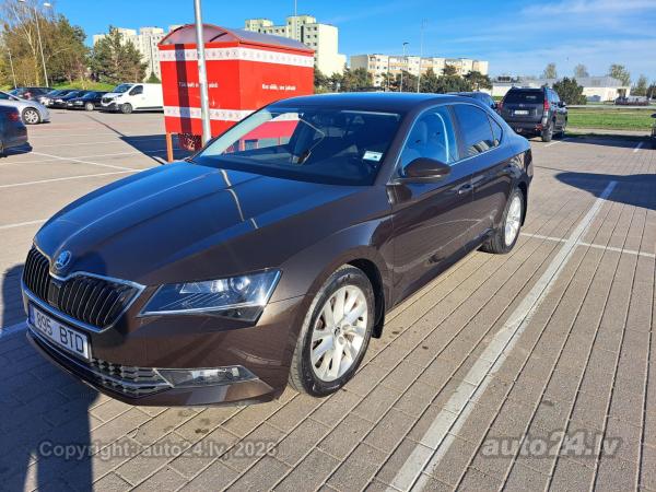 Brūns Skoda SuperB 2017 Tallina, ar dzinēja tilpumu 1.40 L un nobraukumu 92 tūkst. km par 15500 €, foto 8 vietnē AUTOMOTO.COM.LV