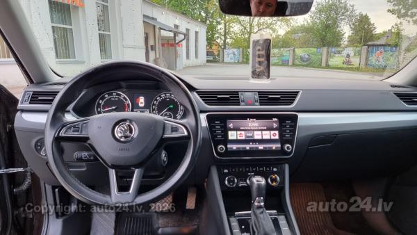 Brūns Skoda SuperB 2017 Tallina, ar dzinēja tilpumu 1.40 L un nobraukumu 243 tūkst. km par 13000 €, foto 9 vietnē AUTOMOTO.COM.LV